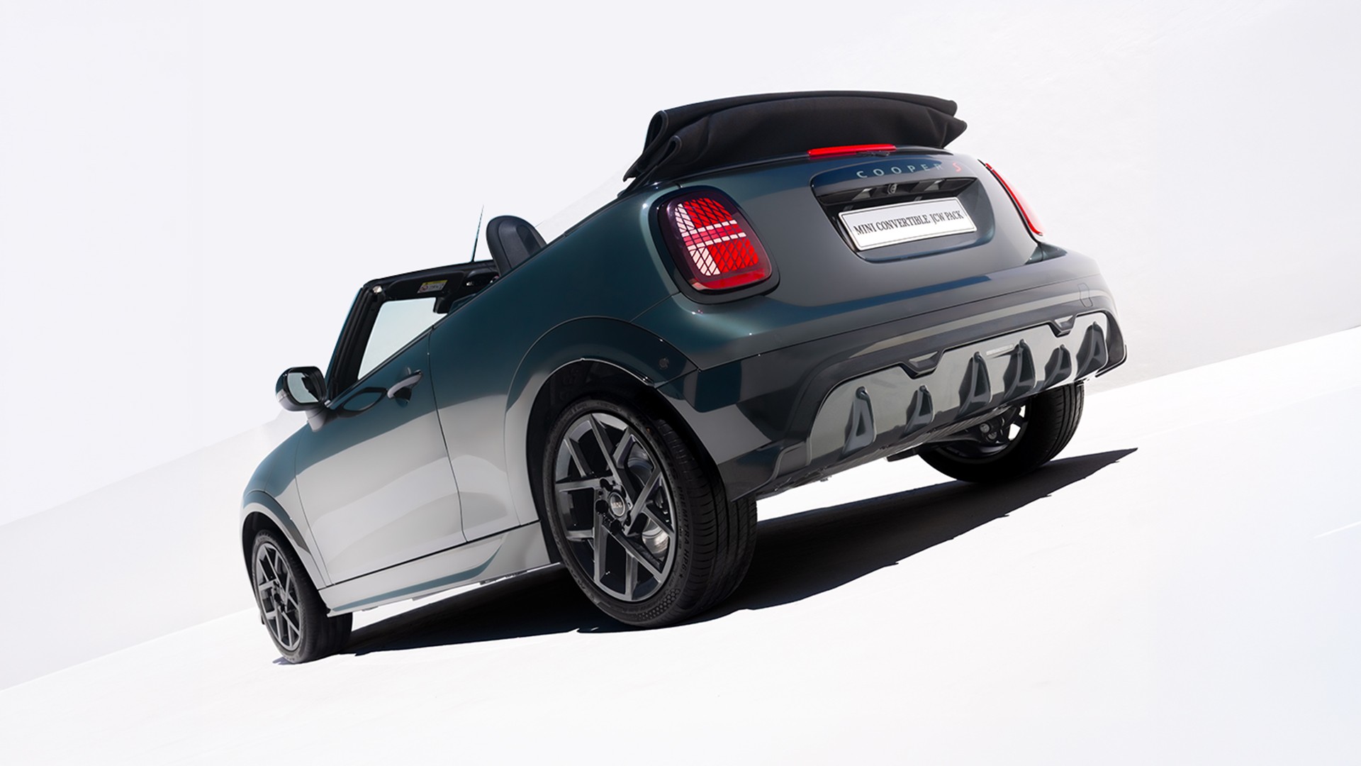 MINI Convertible S JCW Pack Specs & Images | MINI India – MINI India ...
